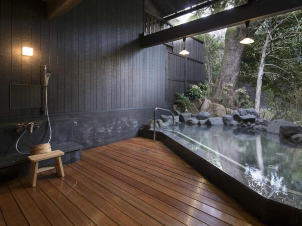 Onsen Etiquette - Dos and Don’ts in Japanese Public Baths