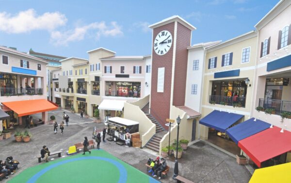 7 Best Outlet Malls around Tokyo for Shopping Day Trips - Your Japan