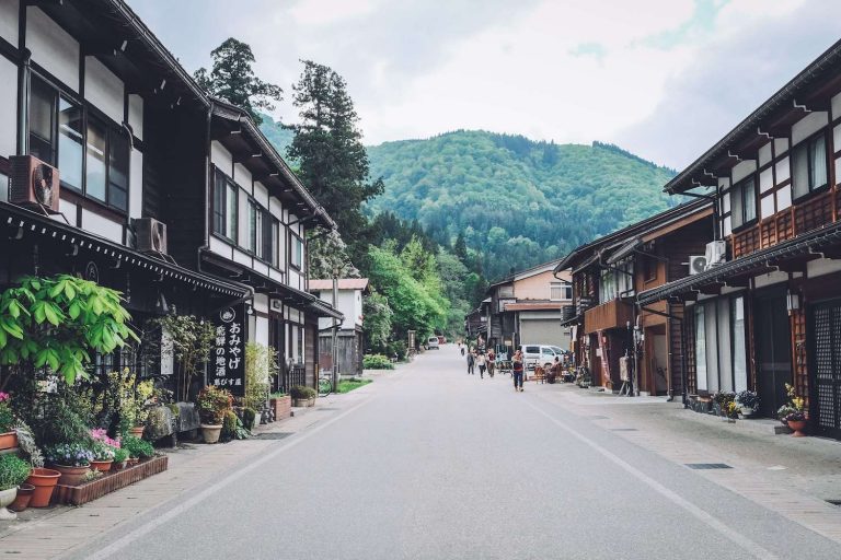 What is it (really) like to buy a Japanese Abandoned Akiya Home - Your ...